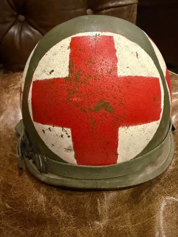 Thoughts on medic painted shell - CHAPLAIN & MEDIC HELMETS - U.S ...