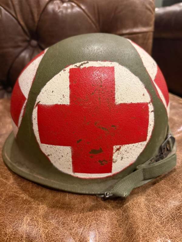 Thoughts on medic painted shell - CHAPLAIN & MEDIC HELMETS - U.S. Militaria Forum