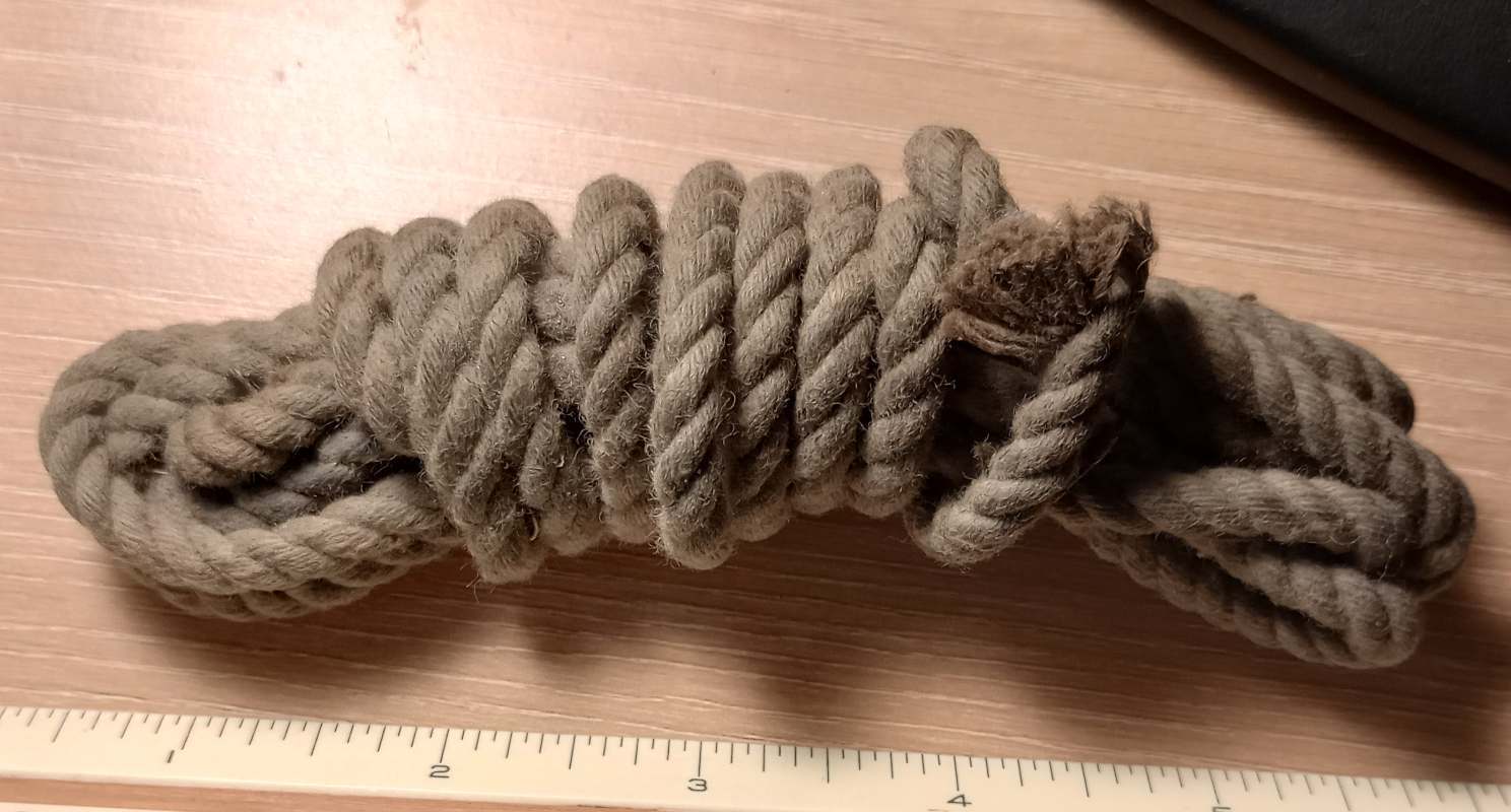 WW2 rope? - FIELD & PERSONAL GEAR SECTION - U.S. Militaria Forum