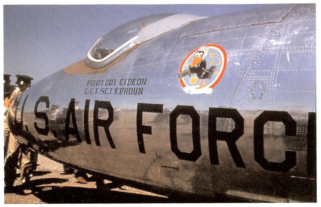 30th Tactical Recon Night Photo - AIR FORCE (USAAF IS WITH ARMY) - U.S ...