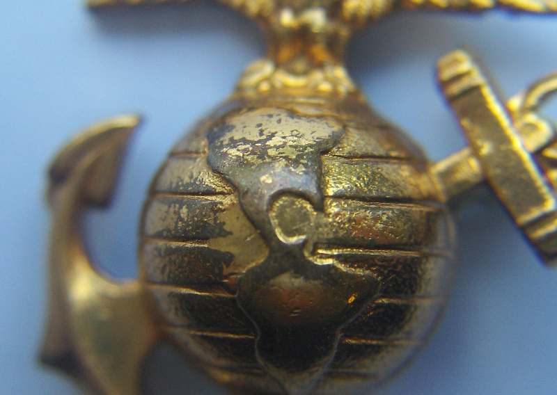 P1920 Enlisted Pinback Dress Blues EGA with "C clip" ??? - MARINE CORPS ...