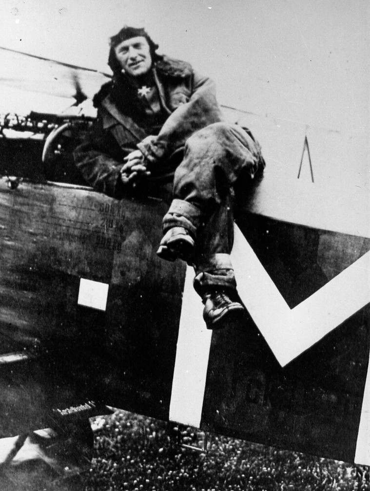 Dogfight trophy of 1918 returned - MILITARY AIRCRAFT & AVIATION - U.S ...