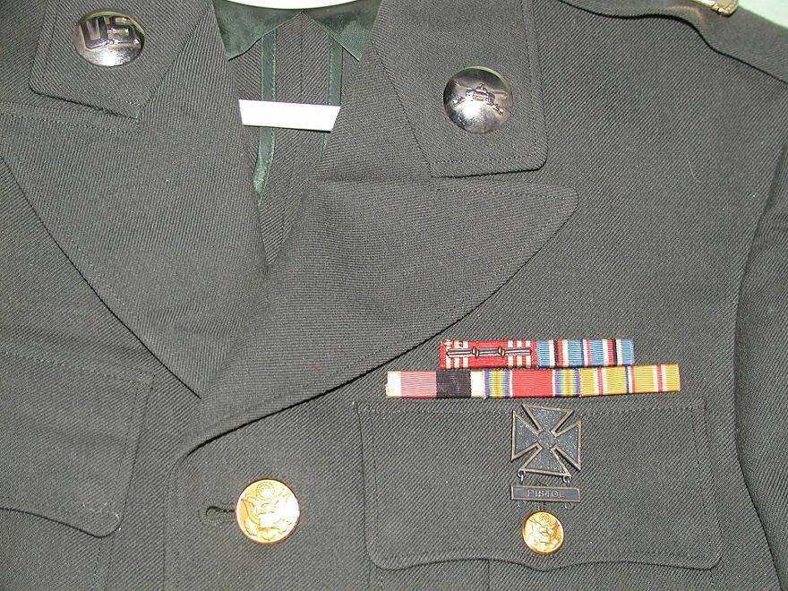 INTERESTING UNIFORM, OPINIONS?? - UNIFORMS - U.S. Militaria Forum